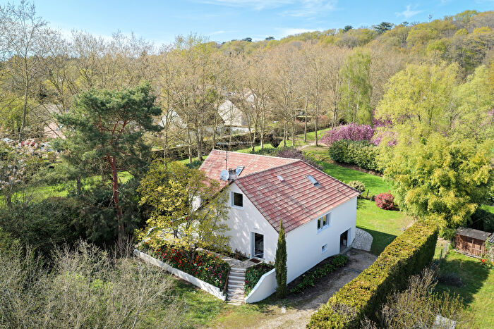 Fontenay-lès-Briis - Maison 7 pièces à vendre