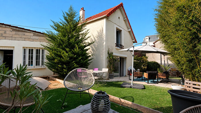Chilly-Mazarin, Centre-ville : Maison 3 pièces à vendre