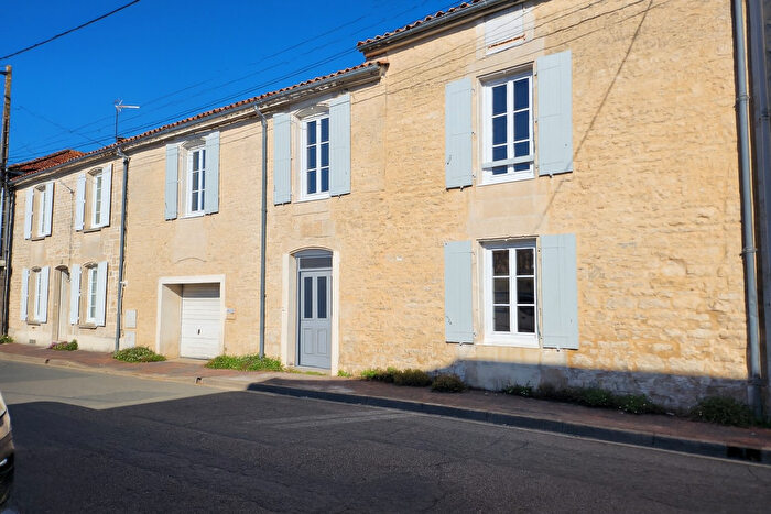 Maison à vendre - Luçon - 7 pièces - 5 chambres