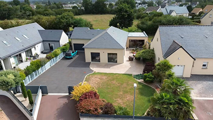 Maison 6 pièces à Montgardon, à vendre