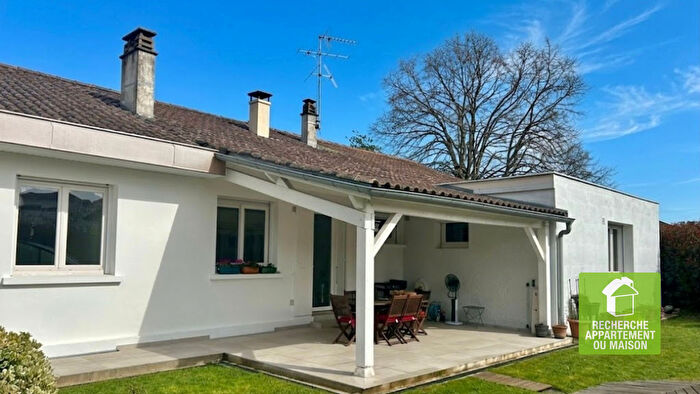 Maison à vendre - Chavanoz - 5 pièces - 3 chambres