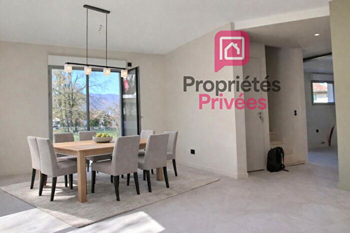 Maison à vendre - Aix-les-Bains, Est - 5 pièces - 4 chambres