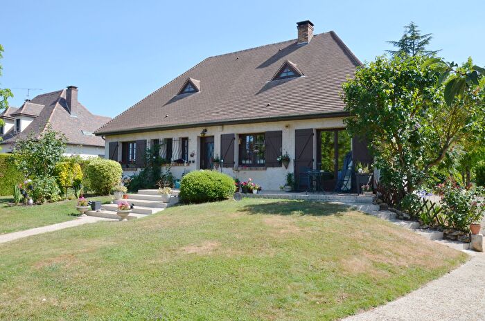 Maison 7 pièces à Lévis-Saint-Nom, à vendre