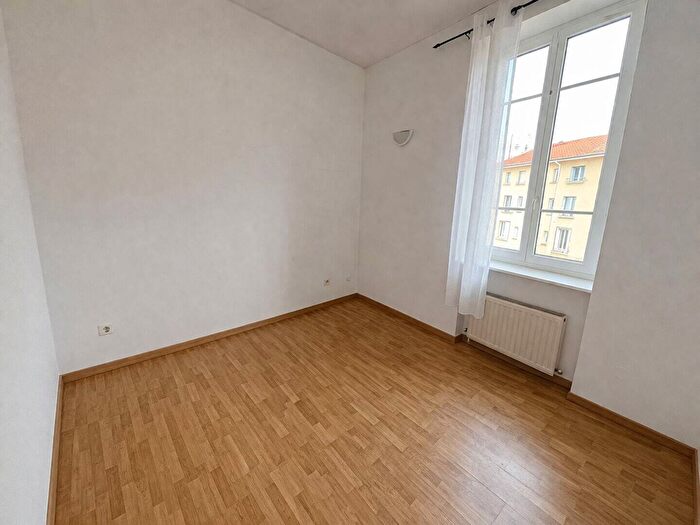 Appartement à louer - Chazelles-sur-Lyon - 3 pièces - 2 chambres