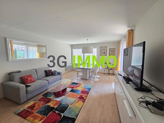 Appartement à vendre - Albi, Centre-ville - 2 pièces - 1 chambre