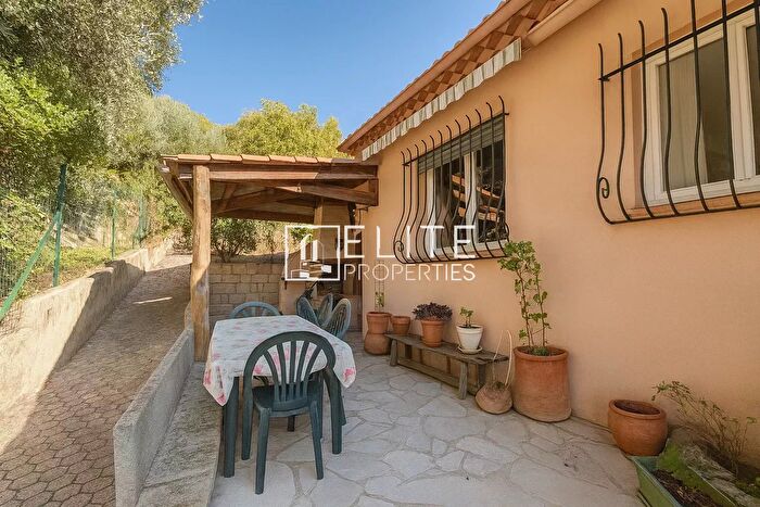 Mougins, Font Neuve, Saint-Basile, Fontmerle, Nartassière : Maison 6 pièces à vendre