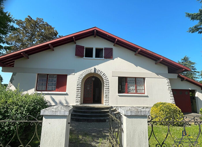 Sauveterre-de-Béarn - Maison 7 pièces à vendre
