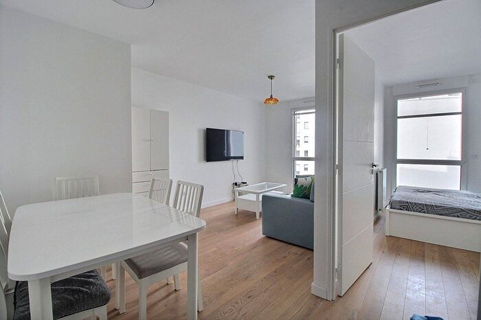 Appartement à louer - Fournier-Pasteur-Bac dAsnières, Clichy - 2 pièces - 1 chambre