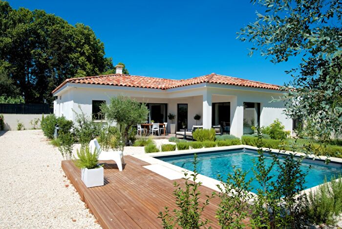 Maison 4 pièces à Castillon-du-Gard, à vendre