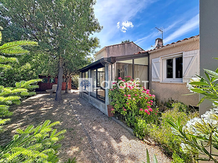 Maison 6 pièces à Eyguières, à vendre