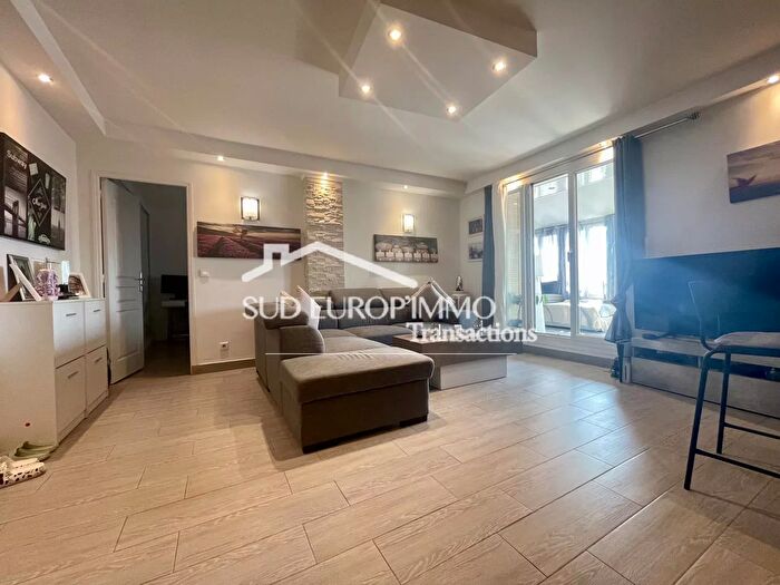 Appartement à vendre - Nice, Parc Impérial, Le Piol - 3 pièces - 2 chambres