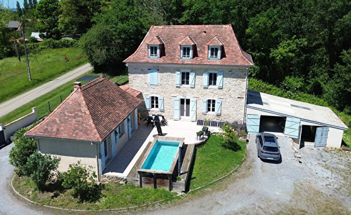 Maison 5 pièces à Salies-de-Béarn, à vendre
