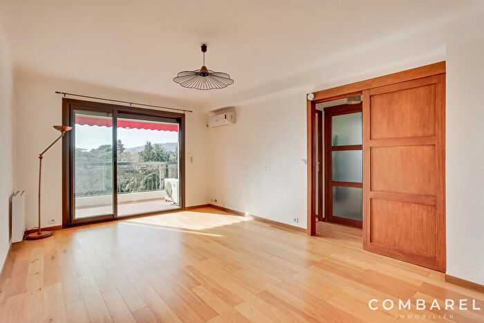 Appartement à louer - La Ciotat - 2 pièces - 1 chambre