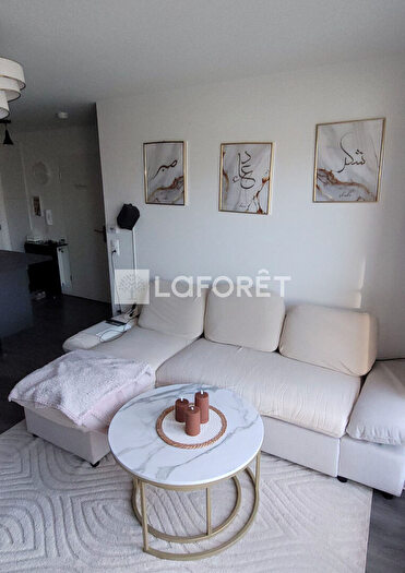 Appartement à vendre - Thiais, Belle Epine - 2 pièces - 1 chambre