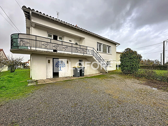 Maison à louer - Le Tallud - 4 pièces - 3 chambres