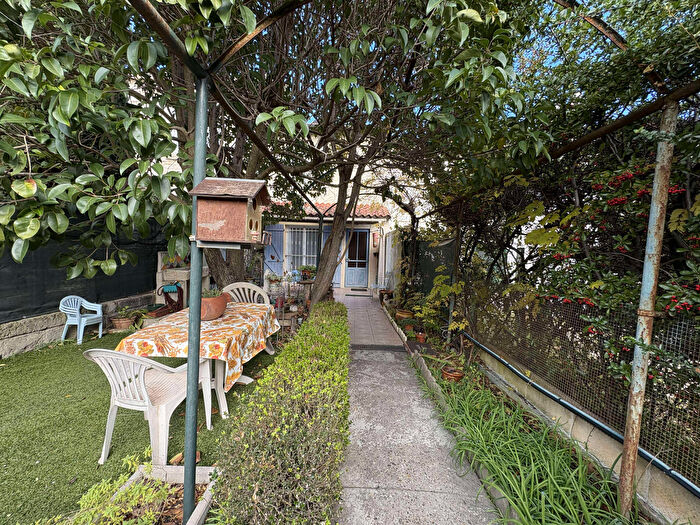 Maison à vendre - Arles, Griffeuille - 3 pièces - 3 chambres