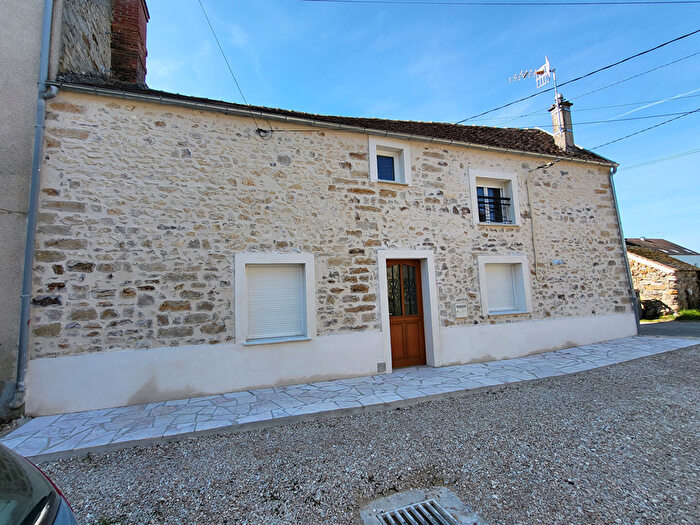 Maison 3 pièces à Samoreau, à louer