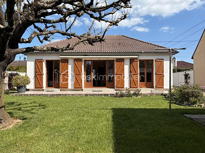 Maison 4 pièces à vendre - Villeblevin