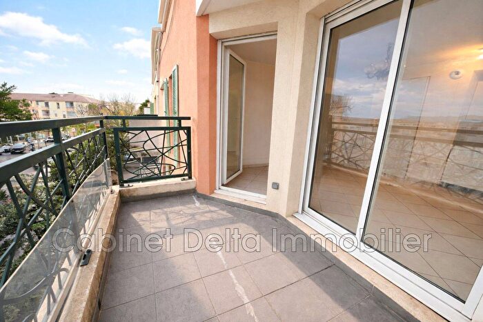 Appartement à louer - Port Issol, Sanary-sur-Mer - 2 pièces - 1 chambre