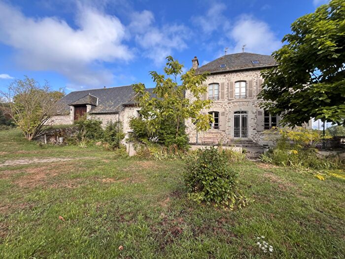 Maison 16 pièces à vendre à Vebret