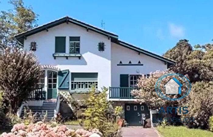 Maison à louer - Urrugne - 4 pièces - 3 chambres