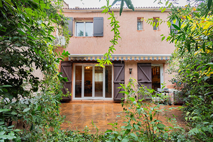 Maison à vendre - Marseille e , Saint-Loup - 6 pièces - 4 chambres