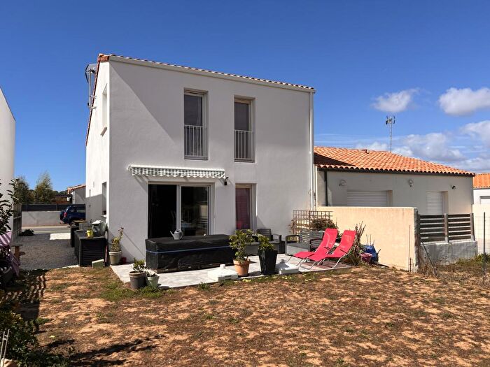 Maison 5 pièces à vendre à Saint-Vincent-sur-Jard