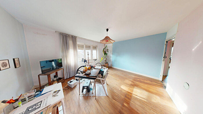 Appartement à vendre - Pfastatt - 4 pièces - 3 chambres