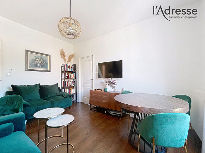 Appartement 3 pièces à Suresnes, Plateau Ouest, à vendre
