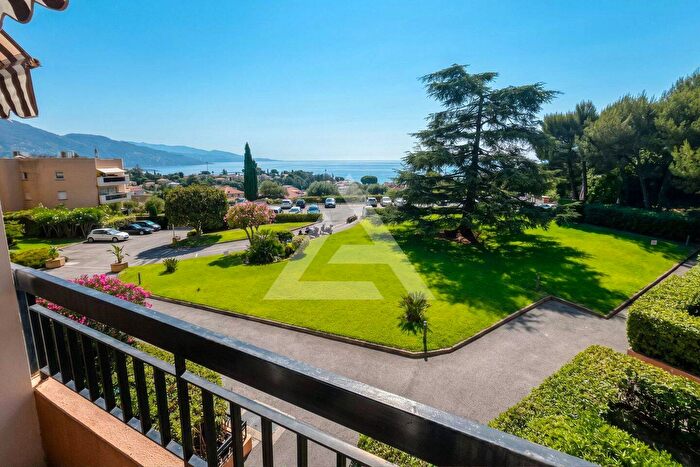 Appartement 3 pièces à louer - Village-Cros de Caste-Coupiere-Mont Gros, Roquebrune-Cap-Martin