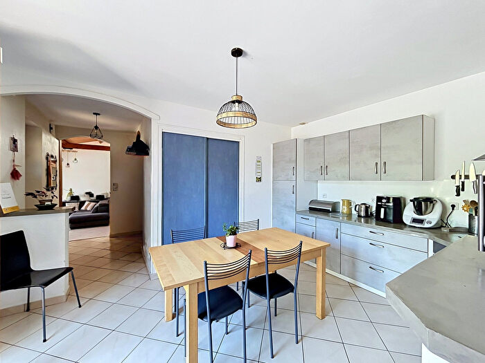 Maisdon-sur-Sèvre - Maison 8 pièces à vendre