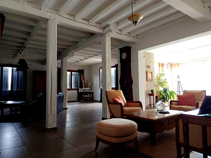 Maison à vendre - Saint-Loubouer - 11 pièces - 8 chambres