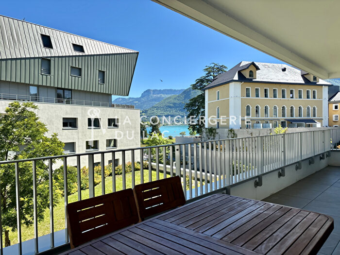 Annecy, Centre-ville, Vieille ville, Marquisats : Appartement 2 pièces à louer