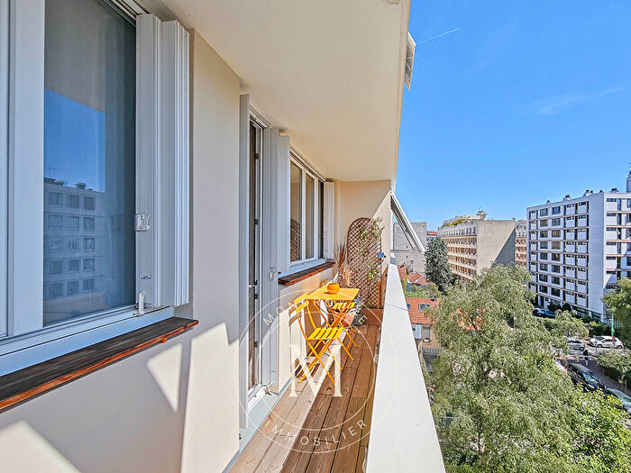 Appartement 3 pièces à vendre à Montrouge, Haut-Mesnil Grand Sud