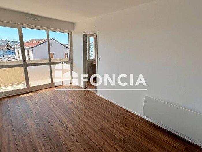 République, Jarville-la-Malgrange : Appartement 1 pièce à louer