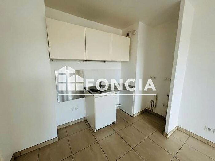 Appartement à louer - La Rochette - 2 pièces - 1 chambre