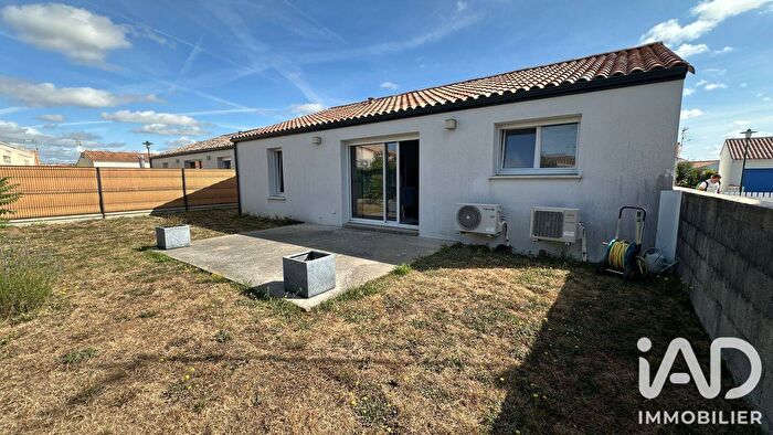 Maison 4 pièces à Angles, à louer