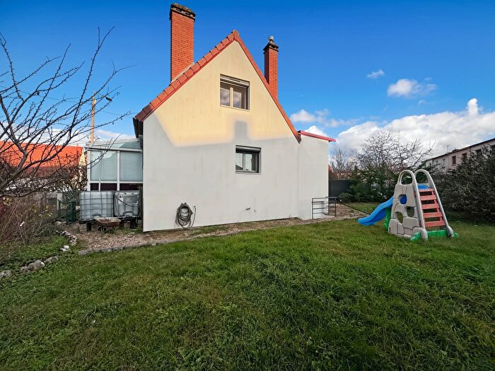 Maison 4 pièces à Dijon, Bourroches, à vendre