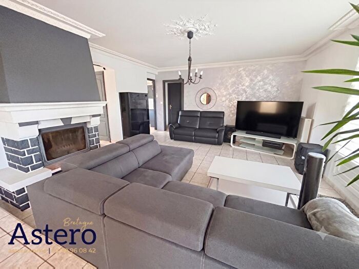 Maison 7 pièces à Acigné, à vendre