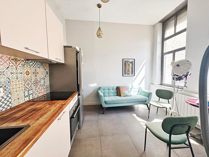 Maison 6 pièces à Lille, Fives, à vendre