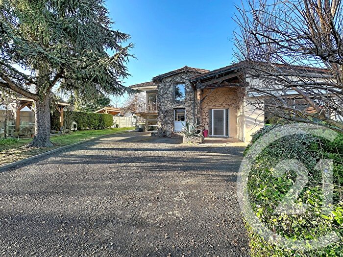 Maison à vendre - Riom, Le Couriat, Les Boules, La Beaumette, La Petite Provence - 7 pièces - 4 chambres