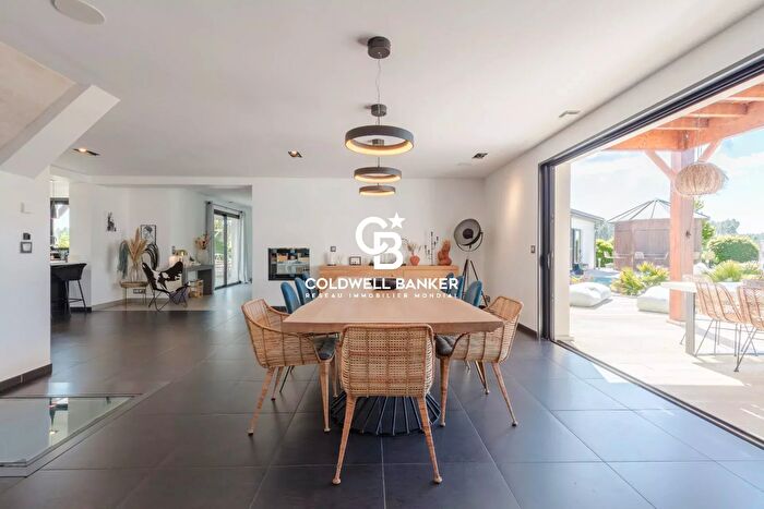 Maison 7 pièces à vendre - Saint-André-de-Cubzac