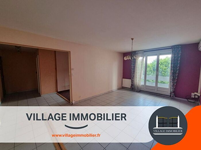 Saint-Priest, Revaison - Appartement 3 pièces à vendre