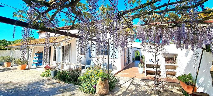 Maison 7 pièces à vendre à Saintes-Maries-de-la-Mer