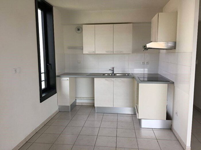 Appartement à louer - Croix-daurade, Toulouse - 3 pièces - 2 chambres