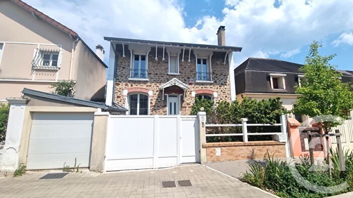 Champigny-sur-Marne, Maroc, Fourchette, Polangis : Maison 8 pièces à vendre
