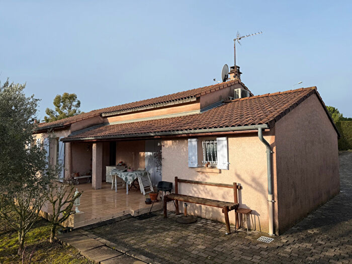 Maison à vendre - Villeneuve-de-Berg - 5 pièces - 3 chambres