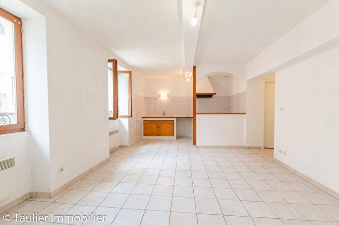 Appartement 3 pièces à Centre, Saint-Marcellin, à louer