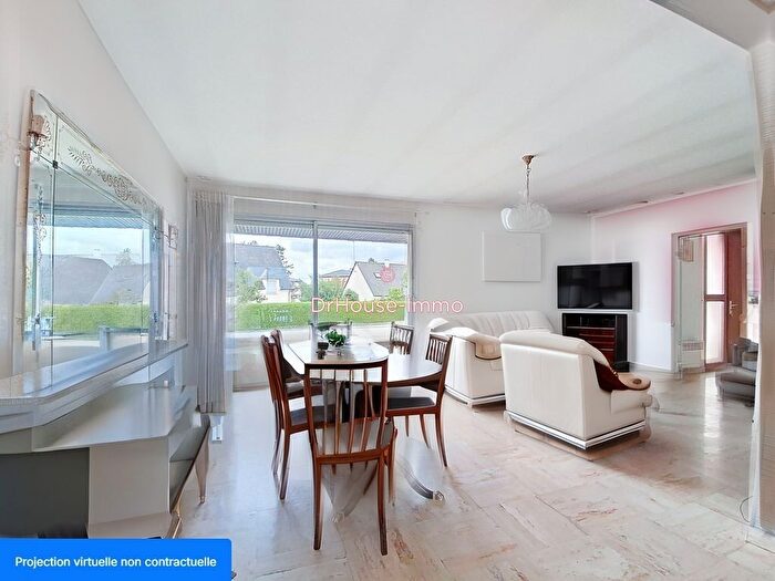 Saint-Hilaire-du-Harcouët : Maison 4 pièces à vendre