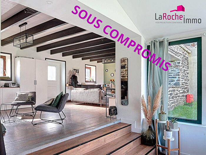 Maison à vendre - La Roche-Maurice - 6 pièces - 3 chambres